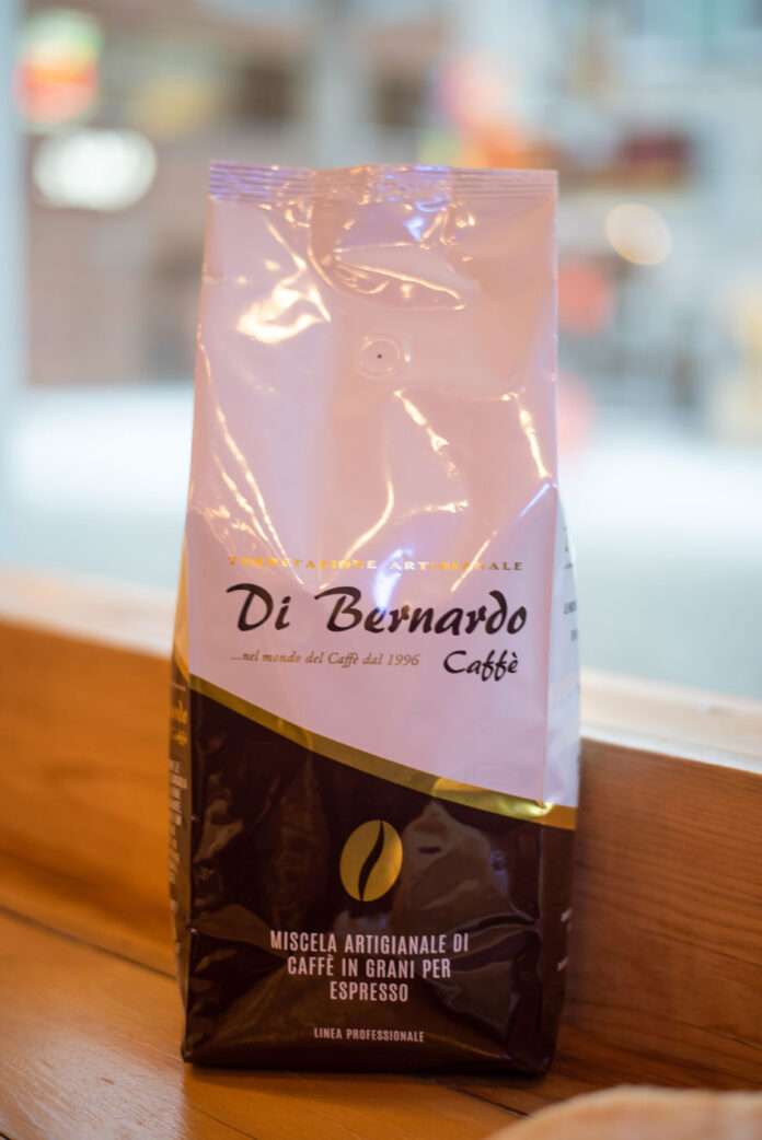 Café Di Bernardo un nouveau café italien dans le Village - Fugues