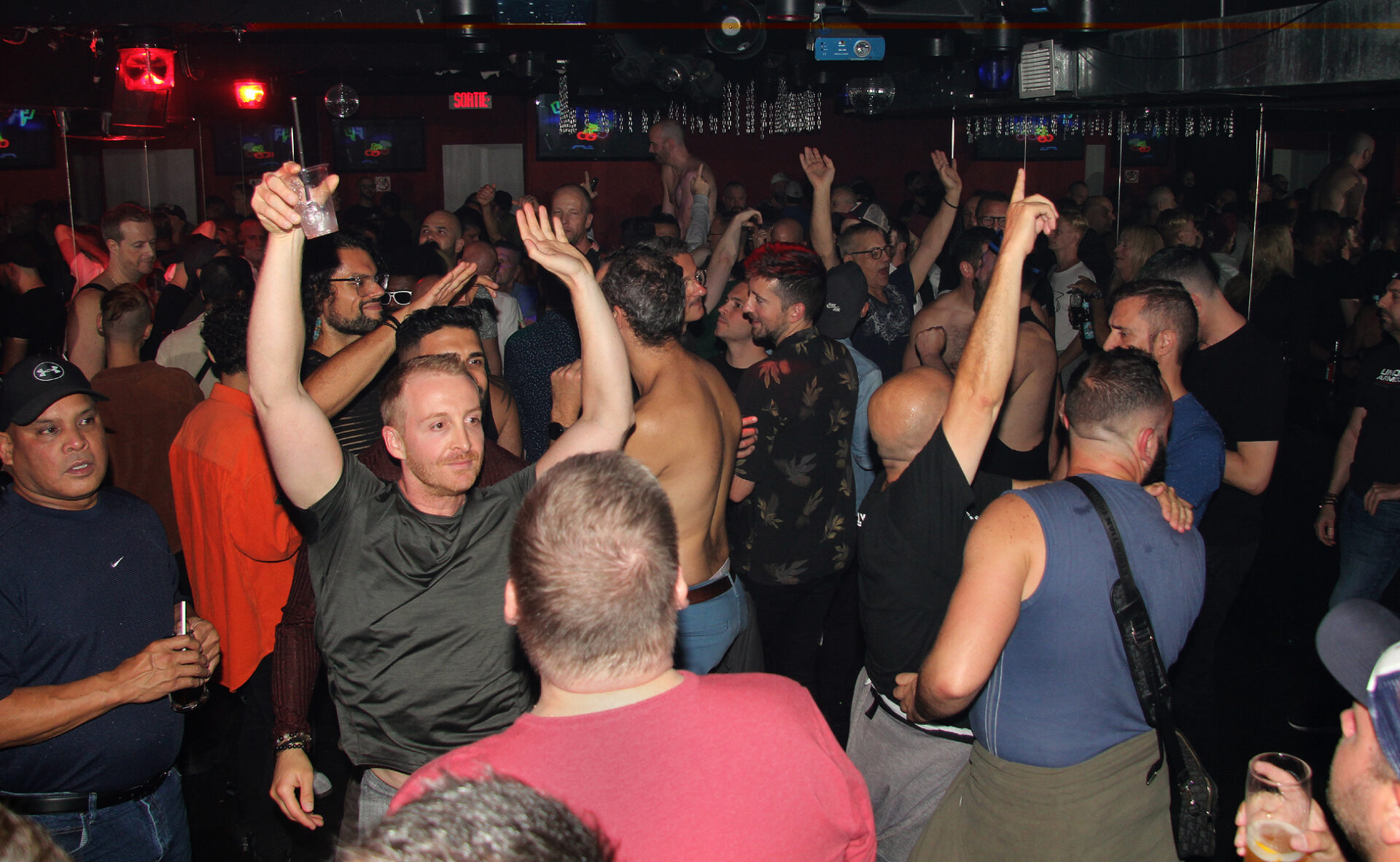 Party Men at Work (Nuit Blanche) au Bar Le STUD - Fugues