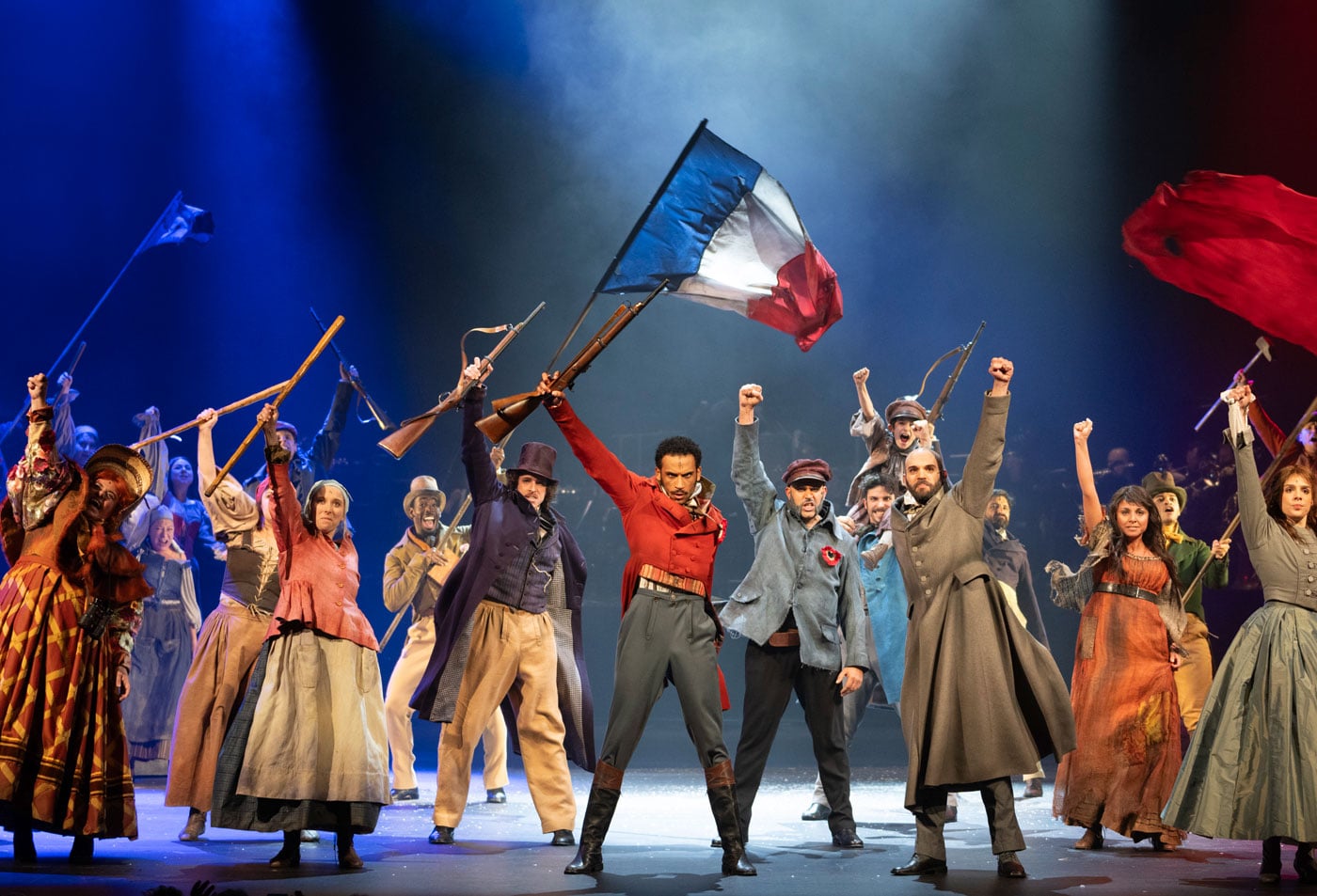 Les Misérables : ce spectacle-événement grandiose s’apprête à déferler ...